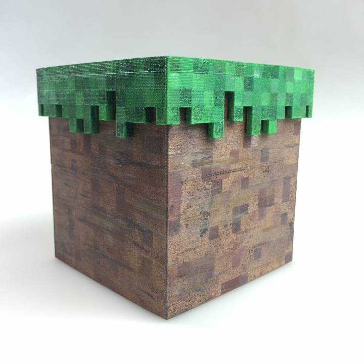 3D Printable Minecraft Box by Simone Fontana