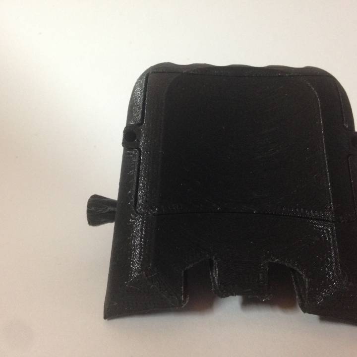 3D Printable Universal Helmet Skydiving Mount for GoPro by Davide Giordano