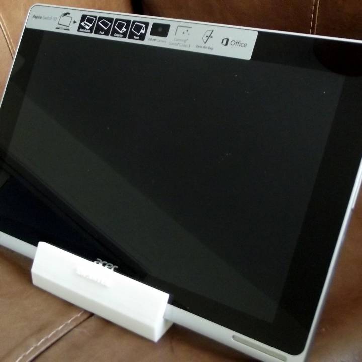 3D Printable Universal Tablet Dock Station by Domenico Chianese