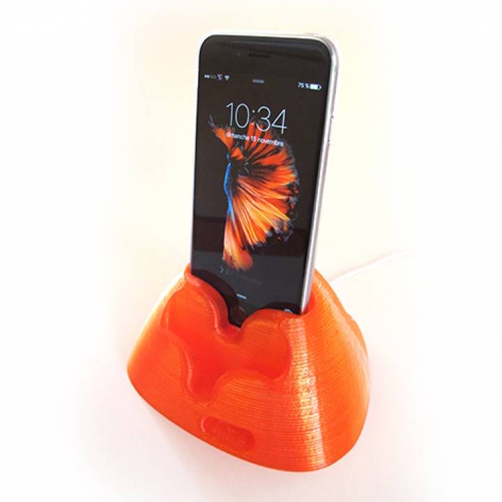 3D Printable Iphone dual dock by Rémi Darcillon