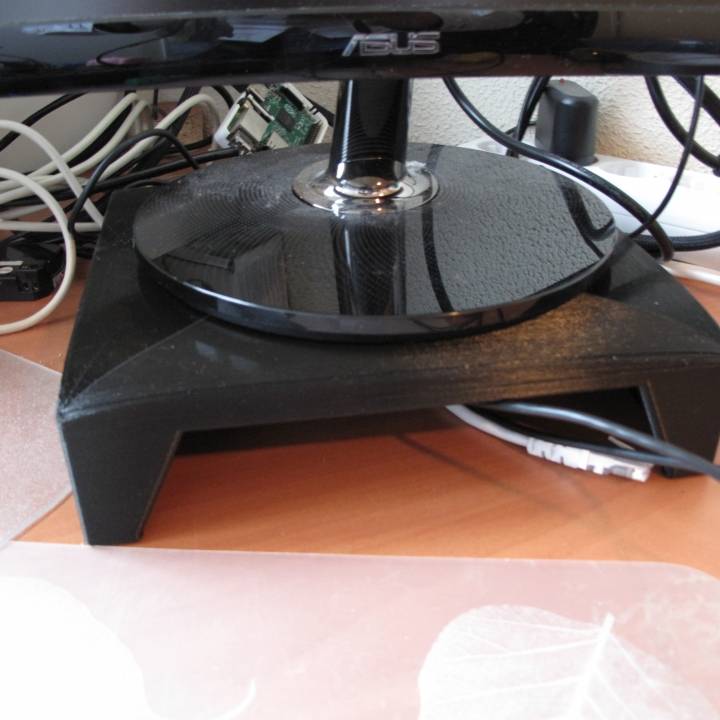 3D Printable Screen stand by Marco