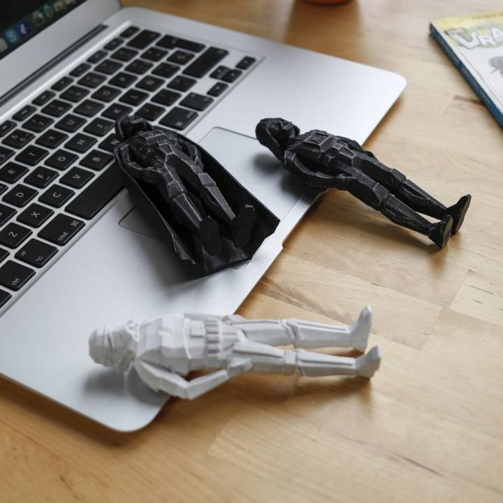 3D Printable Low-Poly Toy by Agustín Arroyo