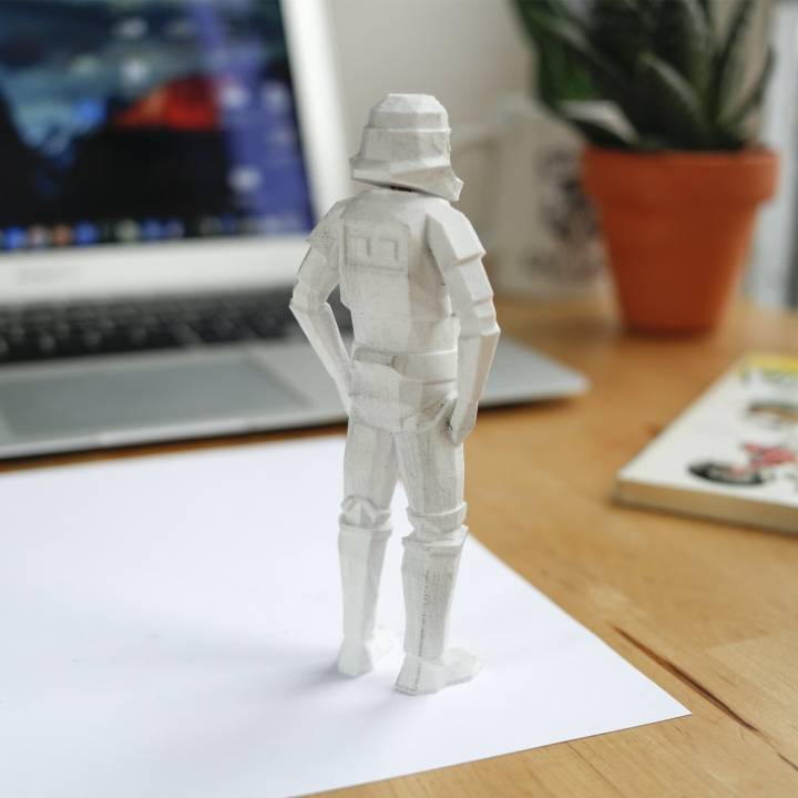 3D Printable Low-Poly Toy by Agustín Arroyo