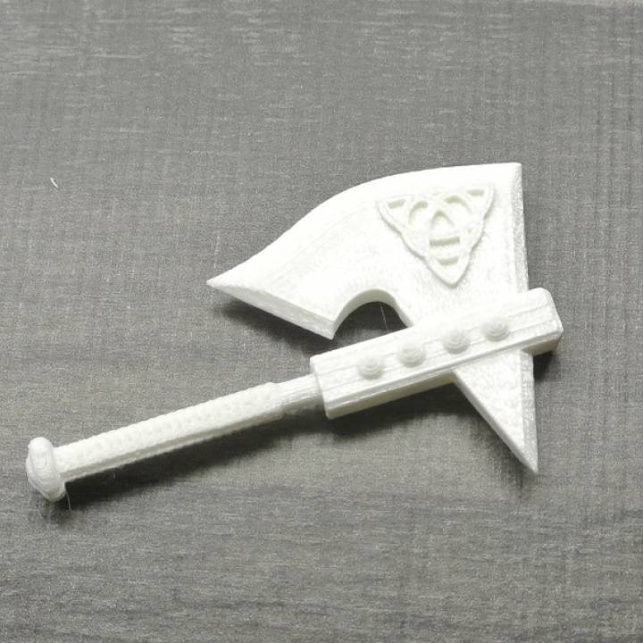 3D Printable Axe of Gotrek by Ori Dachovský