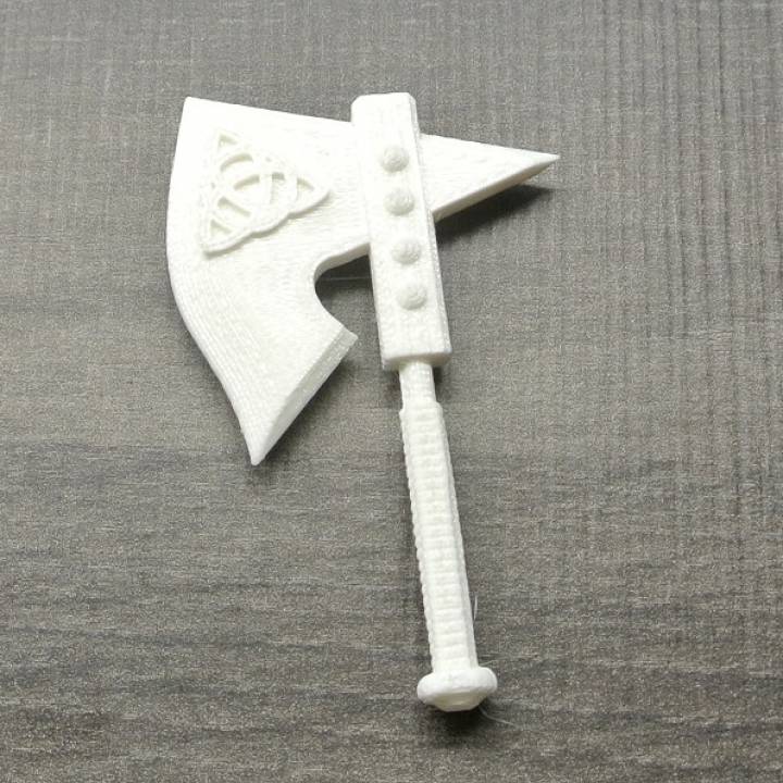 3D Printable Axe of Gotrek by Ori Dachovský