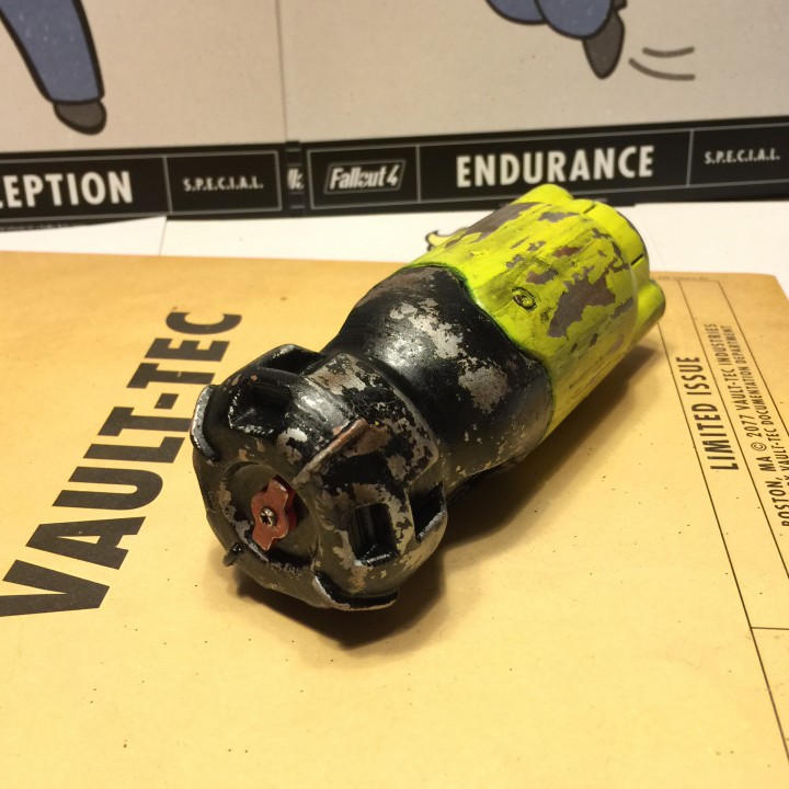 3D Print of Fallout 4 - Fusion Core by Ghost_4444