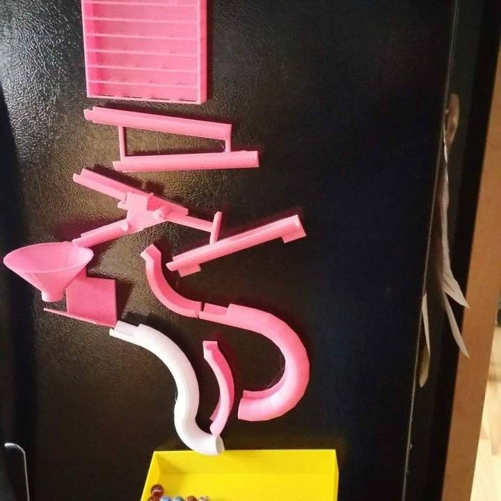 3D Printable MARBLE MADNESS ON YOUR FRIDGE! by John Hanson