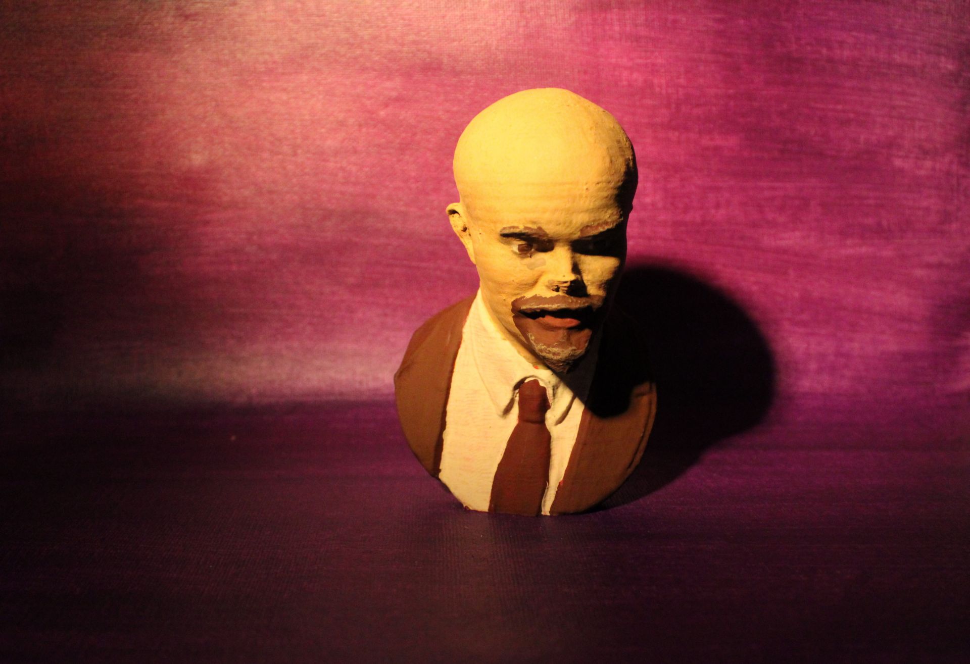 3D Printable Bust of Lenin at the Islington Museum, London by Scan The ...