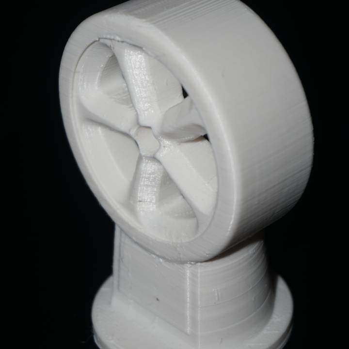 3D Printable Wheel Trophy by Hugo Hernandez
