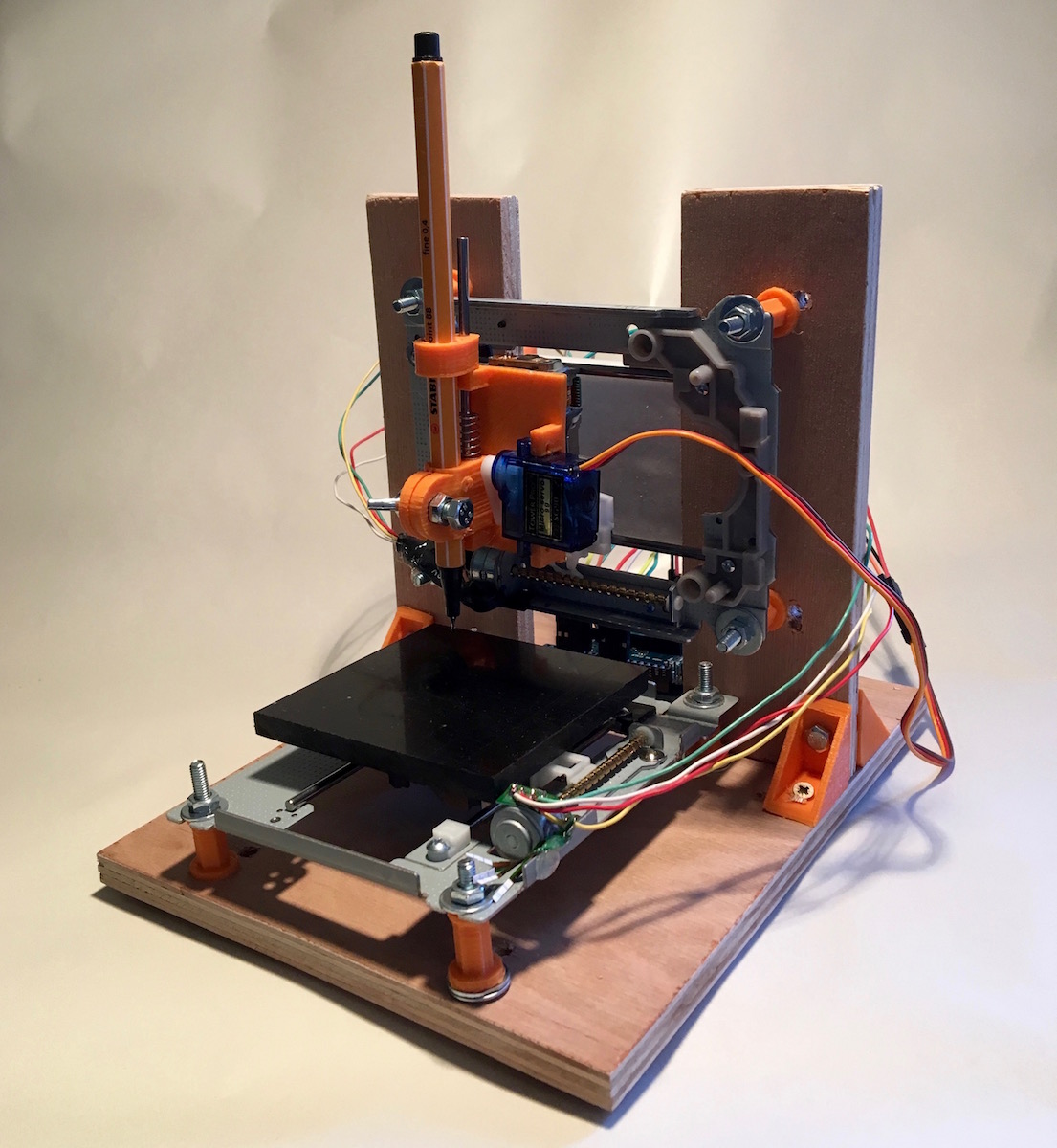 3D Printable Mini Traceur (Mini CNC Plotter) Arduino by projets diy