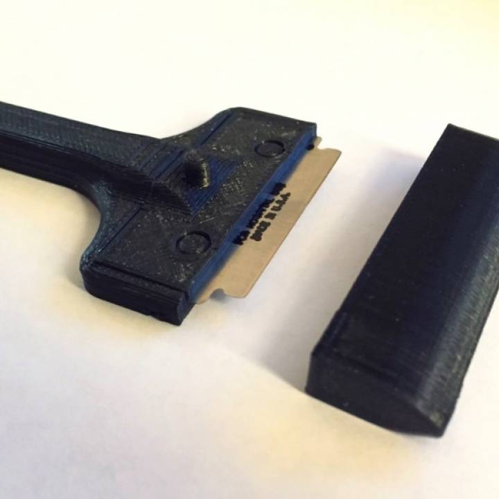 3D Printable Razor blade scraper with cover by Jin Choi