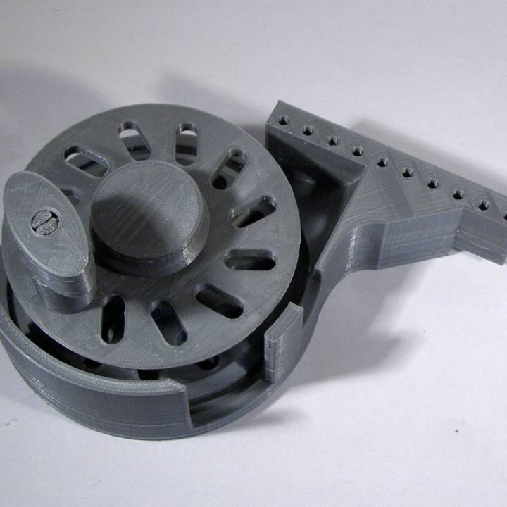 3D Printable Basic fishing reel by Andrew Senior