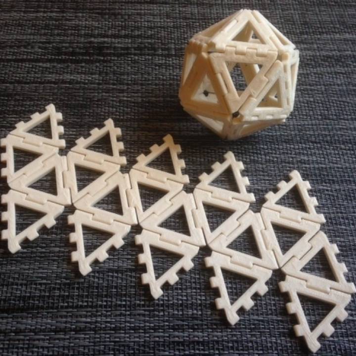 3D Printable Customizable hinge/snap Icosahedron net by mathgrrl