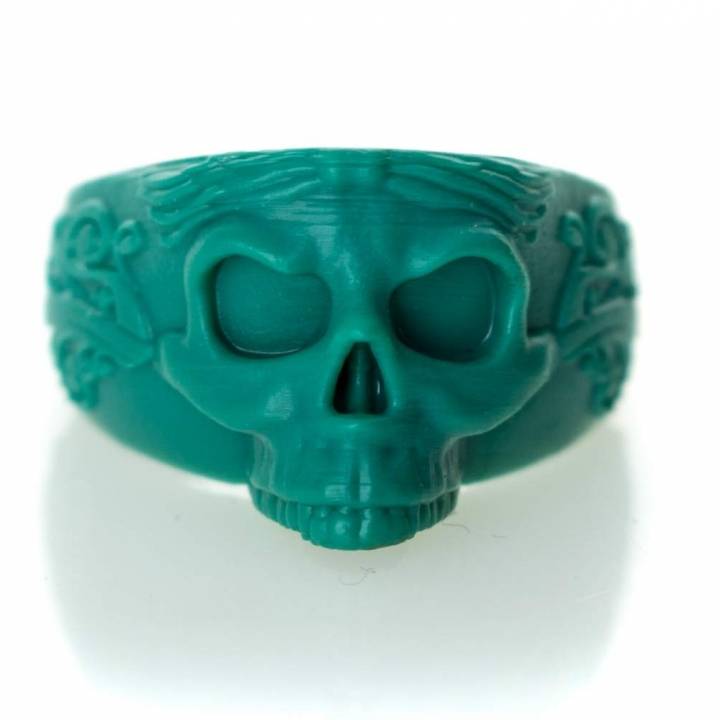 3D Printable Skull Ring by Sajid Diaz