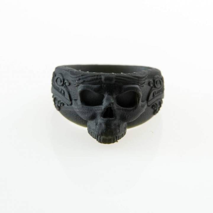3D Printable Skull Ring by Sajid Diaz