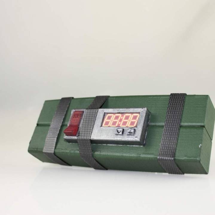 3D Printable Sticky Bombs by Simone Fontana