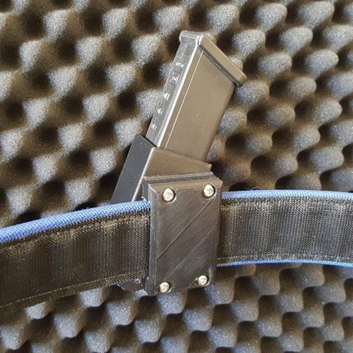 3D Printable Glock 17 Magazine Pouch IPSC by Innovative Hobby Solutions