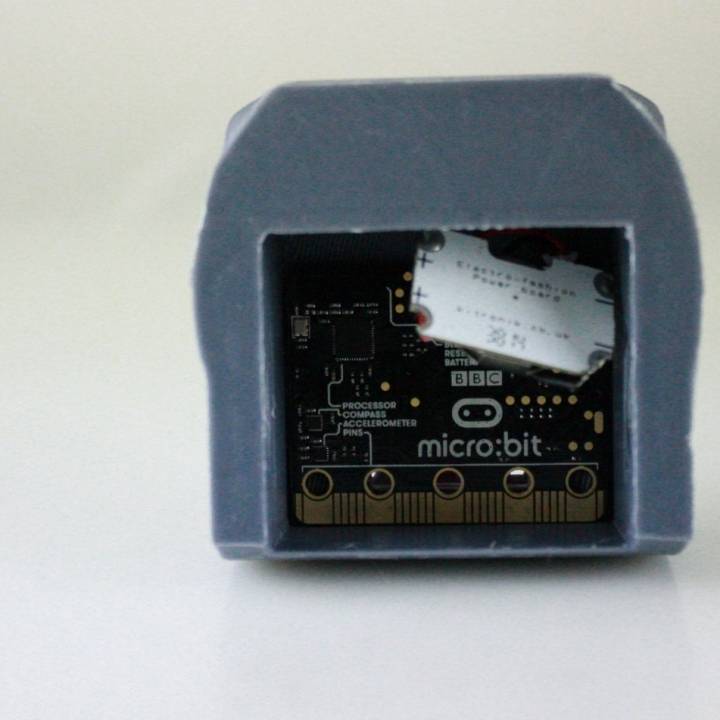 3D Printable Connected Multi-Purpose Micro:bit Doorbell by Lucie Laborde
