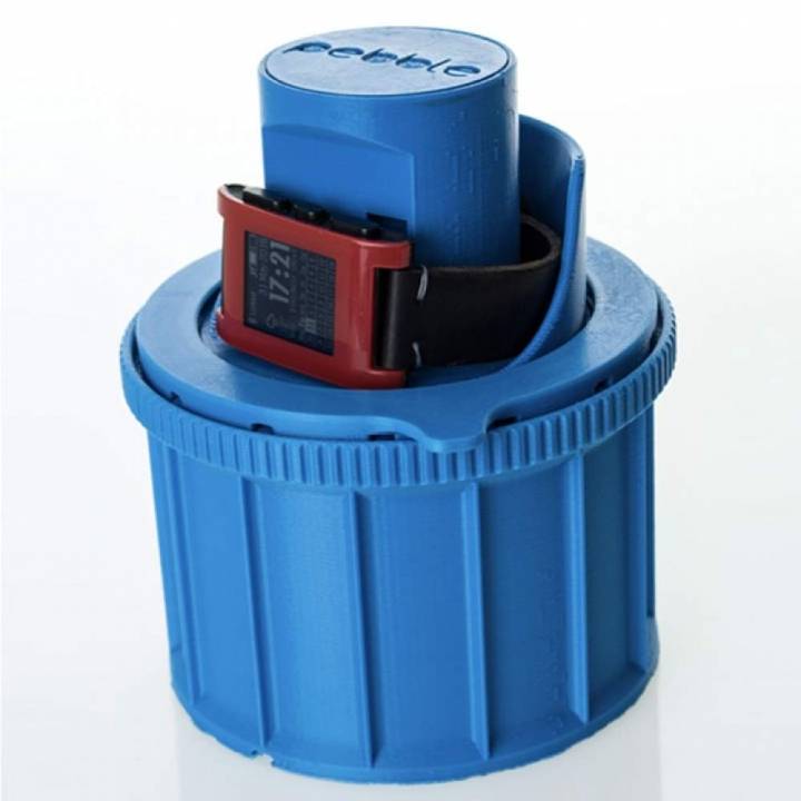 3D Printable Pebble display case with Iris opening. by Matthew Davis