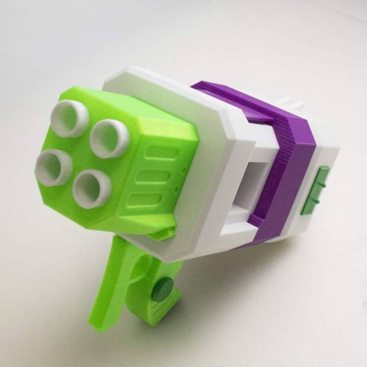 3D Printable Ratchet & Clank - R.Y.N.O by Baptiste MENANT
