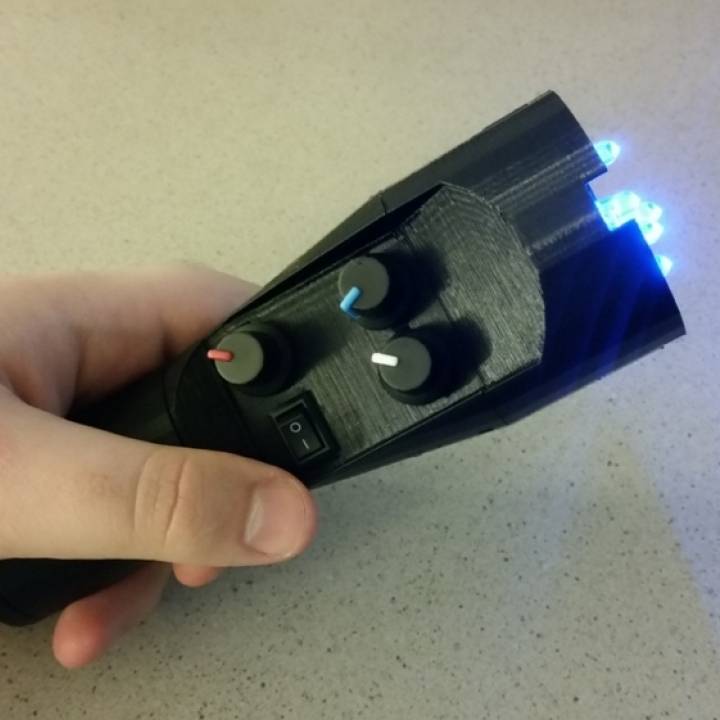 3D Printable 3D Printed LED Flashlight by Garrett Kearney