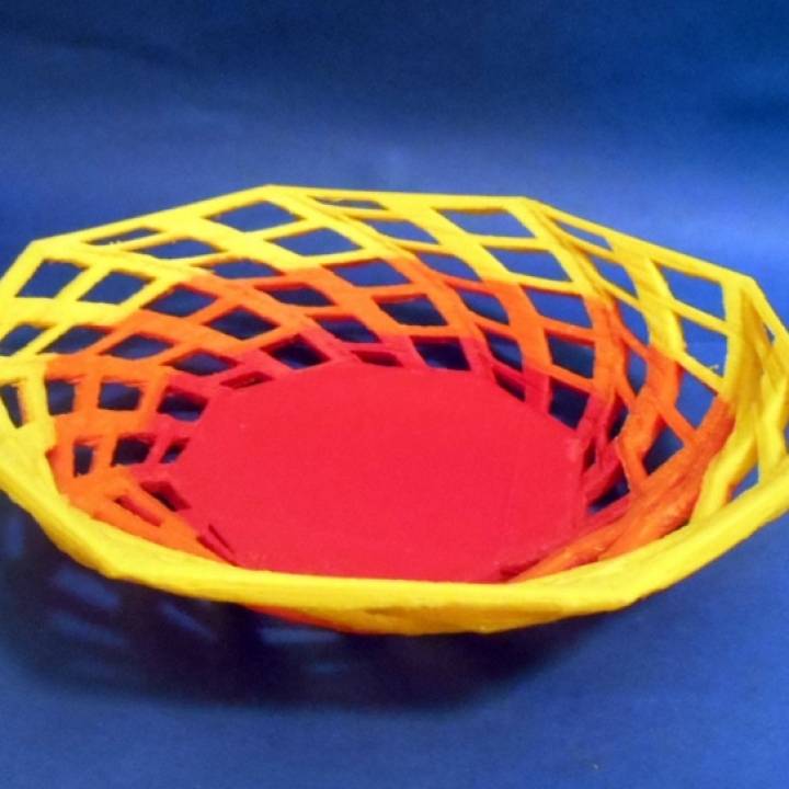 3D Printable Plate by Tetiana Bulgakova