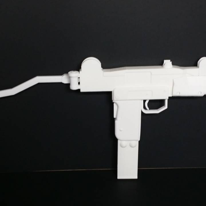 3D Printable Toy gun - mini UZI 9mm submachine gun by Rafael Lacerda