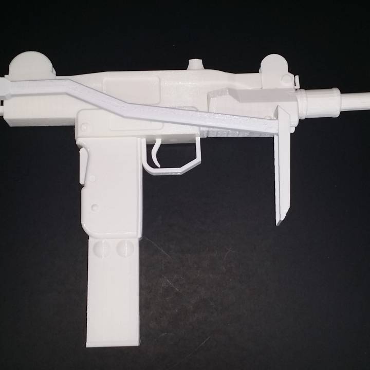 3D Printable Toy gun - mini UZI 9mm submachine gun by Rafael Lacerda