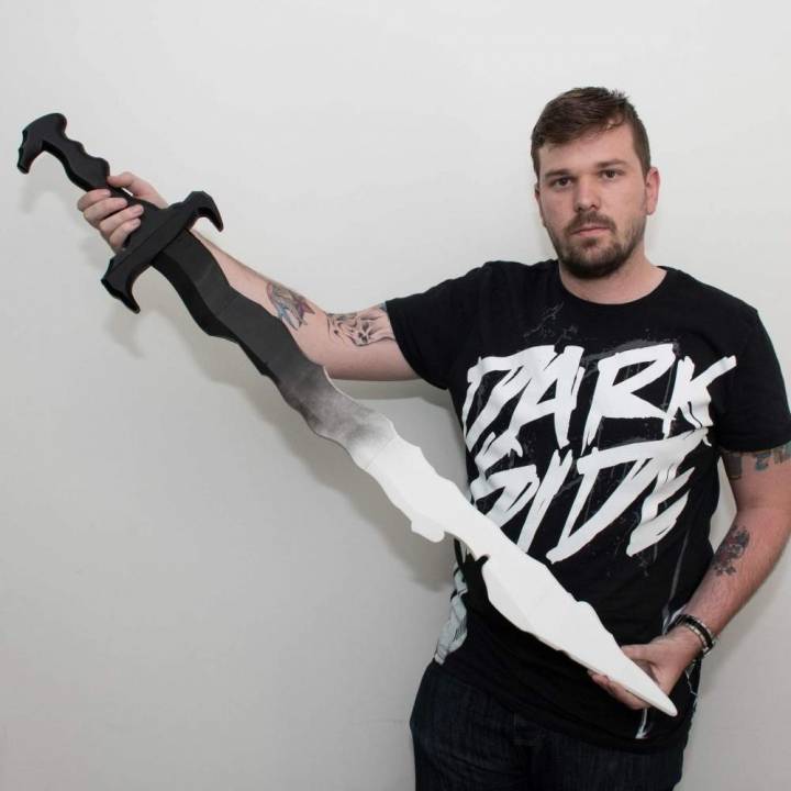 3D Printable Dreadfang Sword - Destiny by Kirby Downey