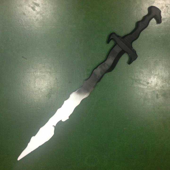 3D Printable Dreadfang Sword - Destiny by Kirby Downey