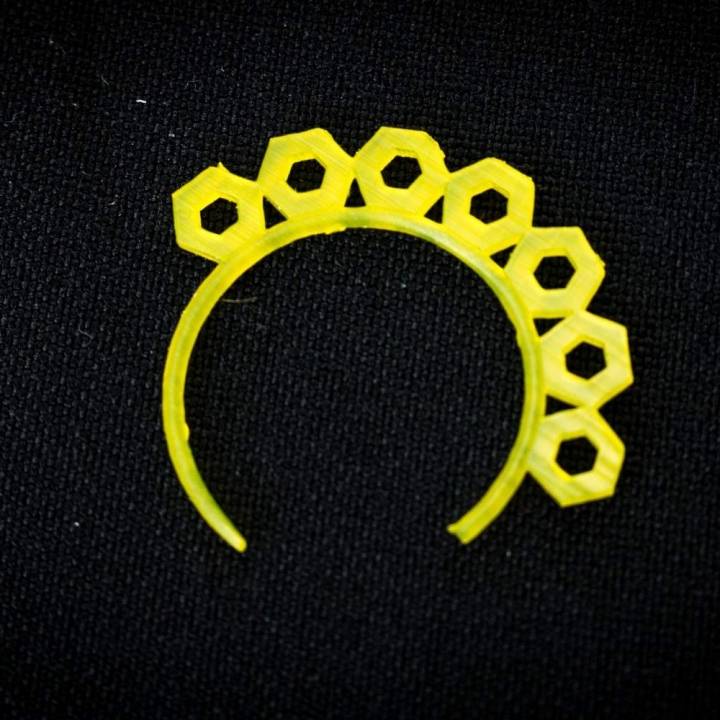 3D Printable Hex Hoops by Genevieve Schwartz