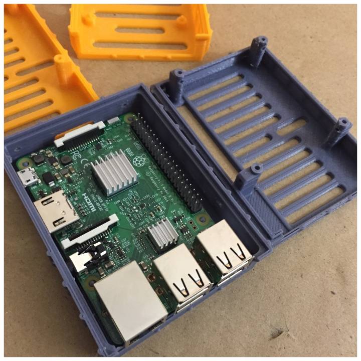 3D Printable Raspberry Pi 3 Case by Graham