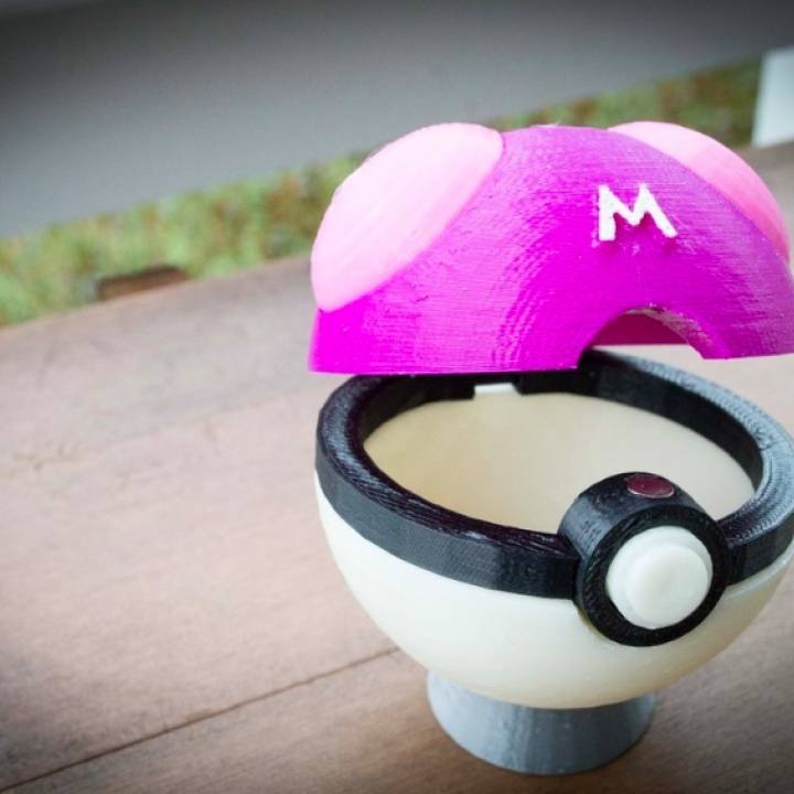 3D Printable Fixed 'M' Masterball, with magnetic clasp by 3D Central