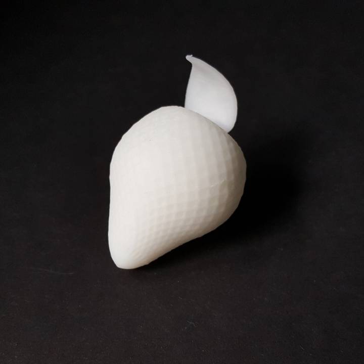 3D Printable Strawberry by Kevin Tran