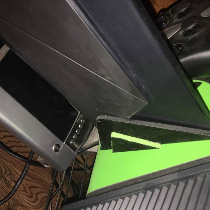 3D Printable Nvidia Shield TV Stand by Dalton Sizemore