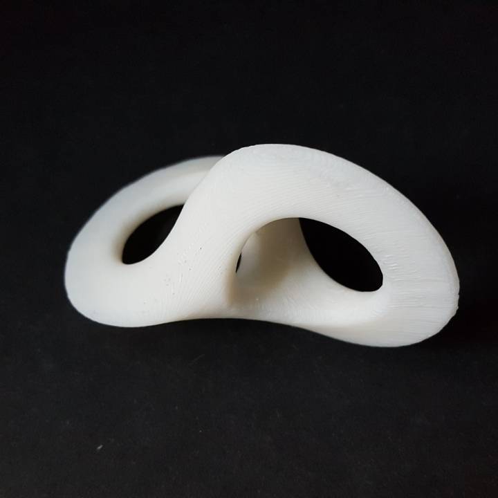 3D Printable Two Circle Roller 5 by Christoph