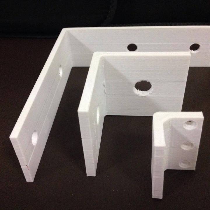 3D Printable Angle bracket by Hector Ramirez