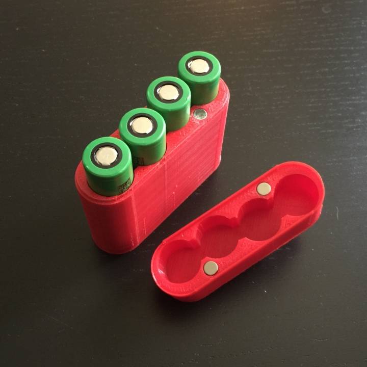 3D Printable Magnetic Battery Case (4x18650) by Zachary Lewis