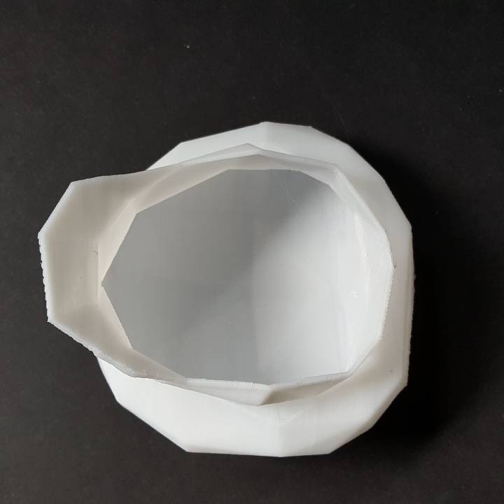 3D Printable Low poly police hat by Khaled Alkayed