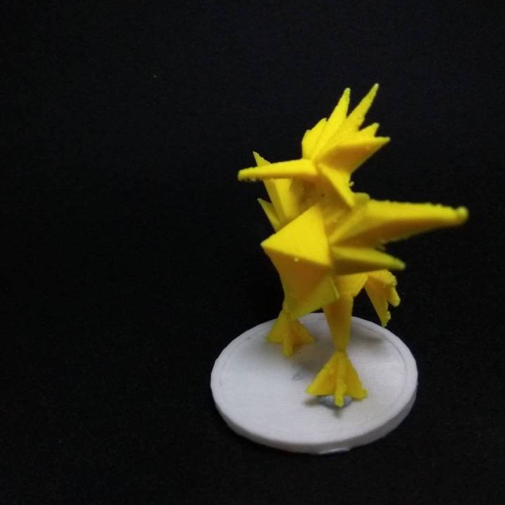 3D Printable Zapdos by Anna Ond