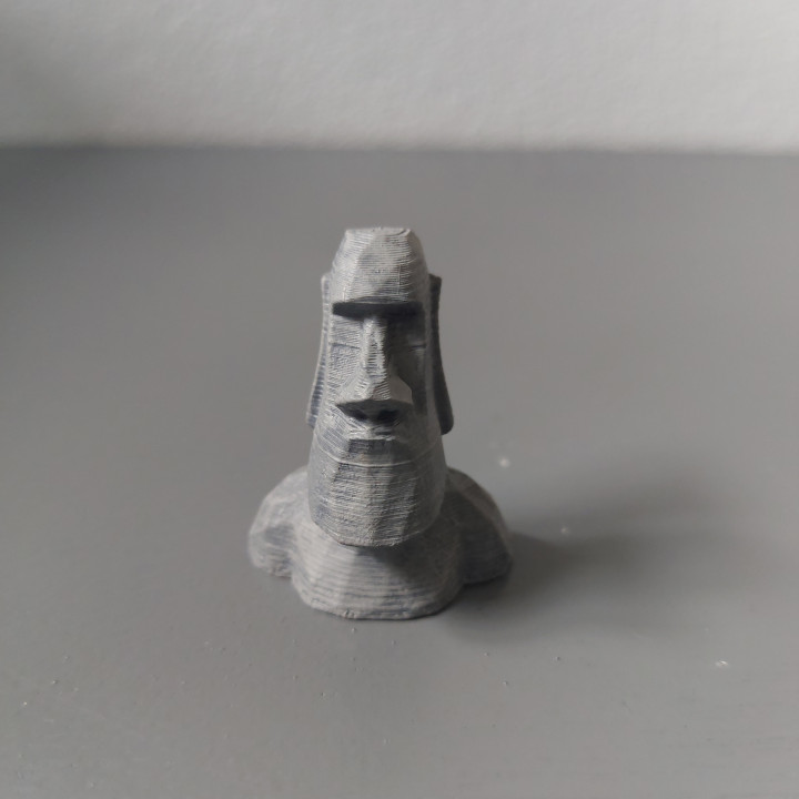 3D Print of Low Poly Moai by tijnschreuder