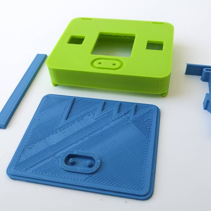 3D Printable micro:bit Morse code decoder by Michal Fanta