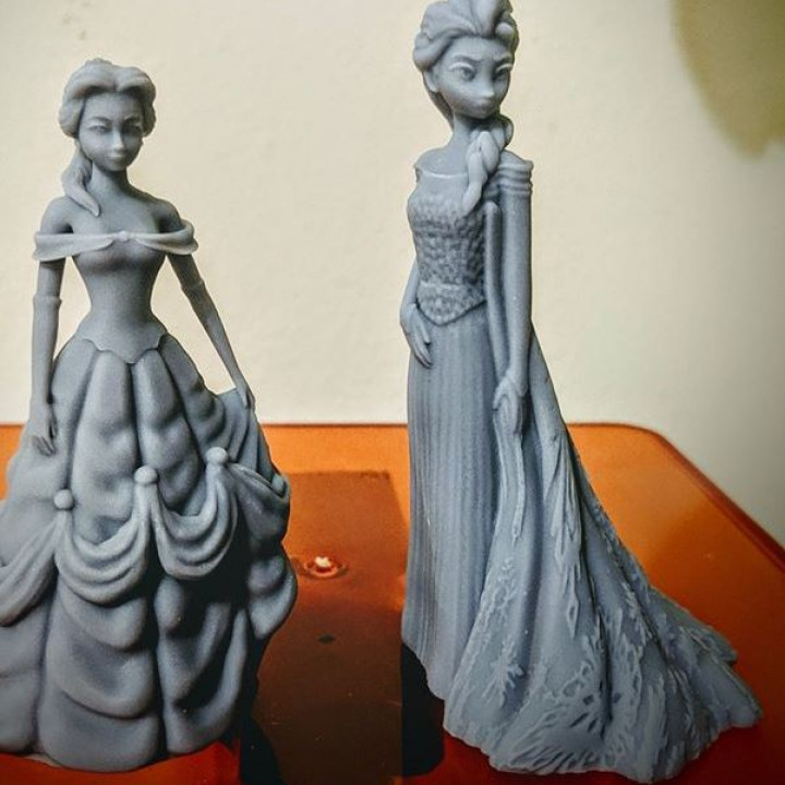 3D Print of Elsa from 2013 Frozen by MK15