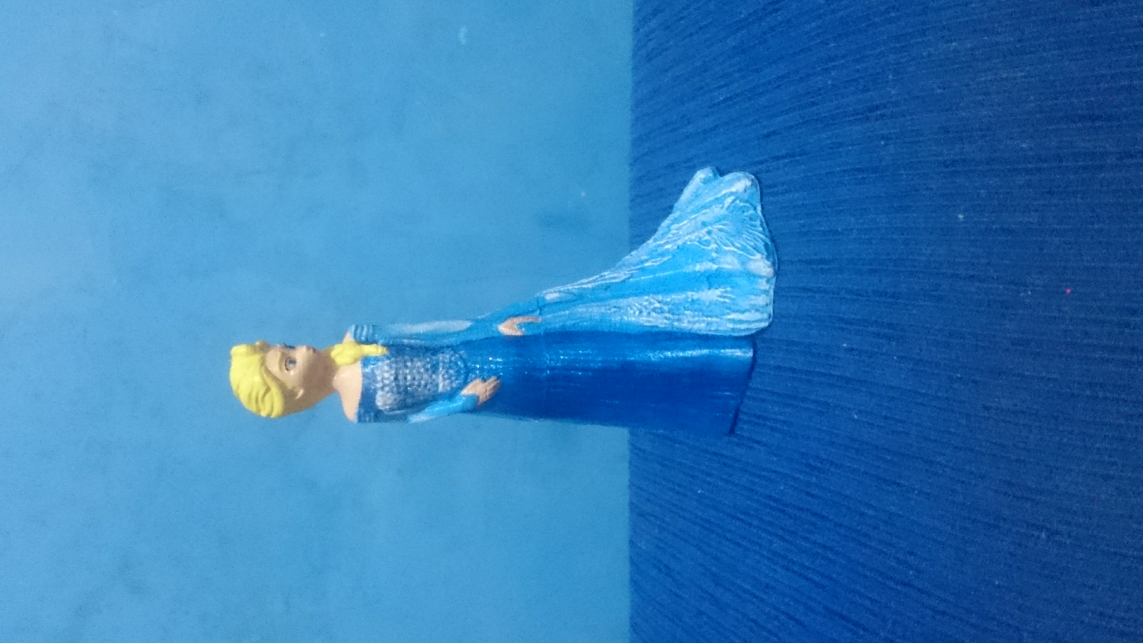 3D Printable Elsa from 2013 Frozen by Tanya Wiesner