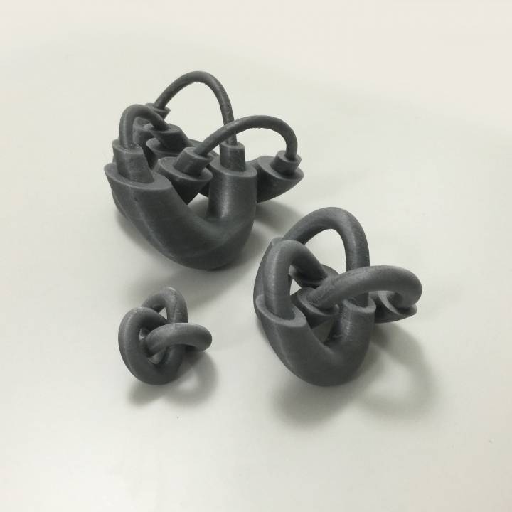 3D Printable Modified Torus Knot by David Mussaffi