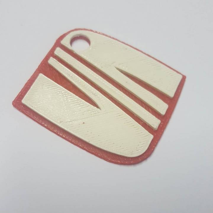 3D Printable Seat Keychain by Gonçalo Portugal Oliveira