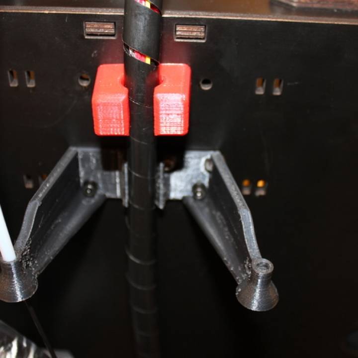 3D Printable CTC Filament Guide (4mm Tube) by Rence van Hunnik