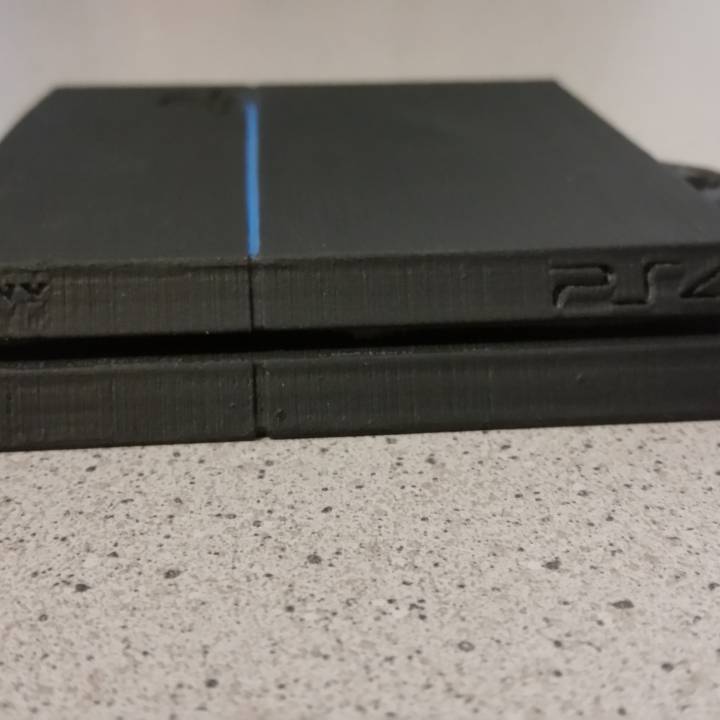 3D Printable Min PS4 Keychain by Garrett Kearney