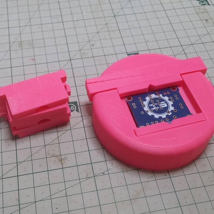 3D Printable Small Screwless Vice by Naomi Wu
