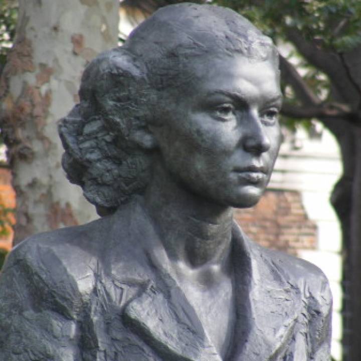 3D Printable Violette Szabo by Thomas Flynn